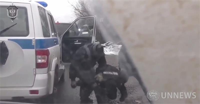 FSB, 우크라이나에 러시아군 이동 상황을 누설하려 한 LPR의 반역적 경찰을 체포 | UNnews 유엔뉴스 유엔신문